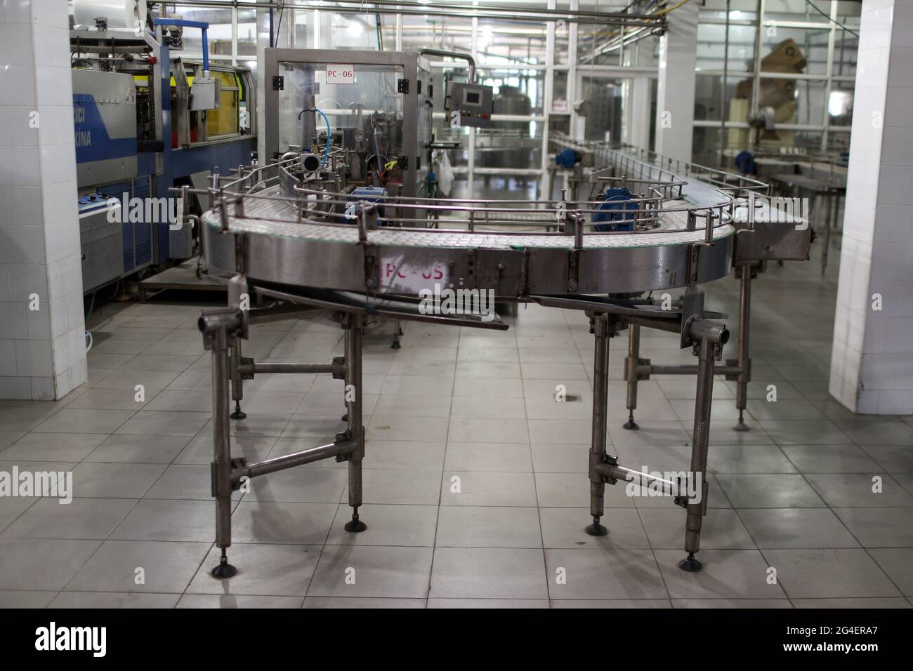 Pepsi factory hi-res stock photography and images - Alamy