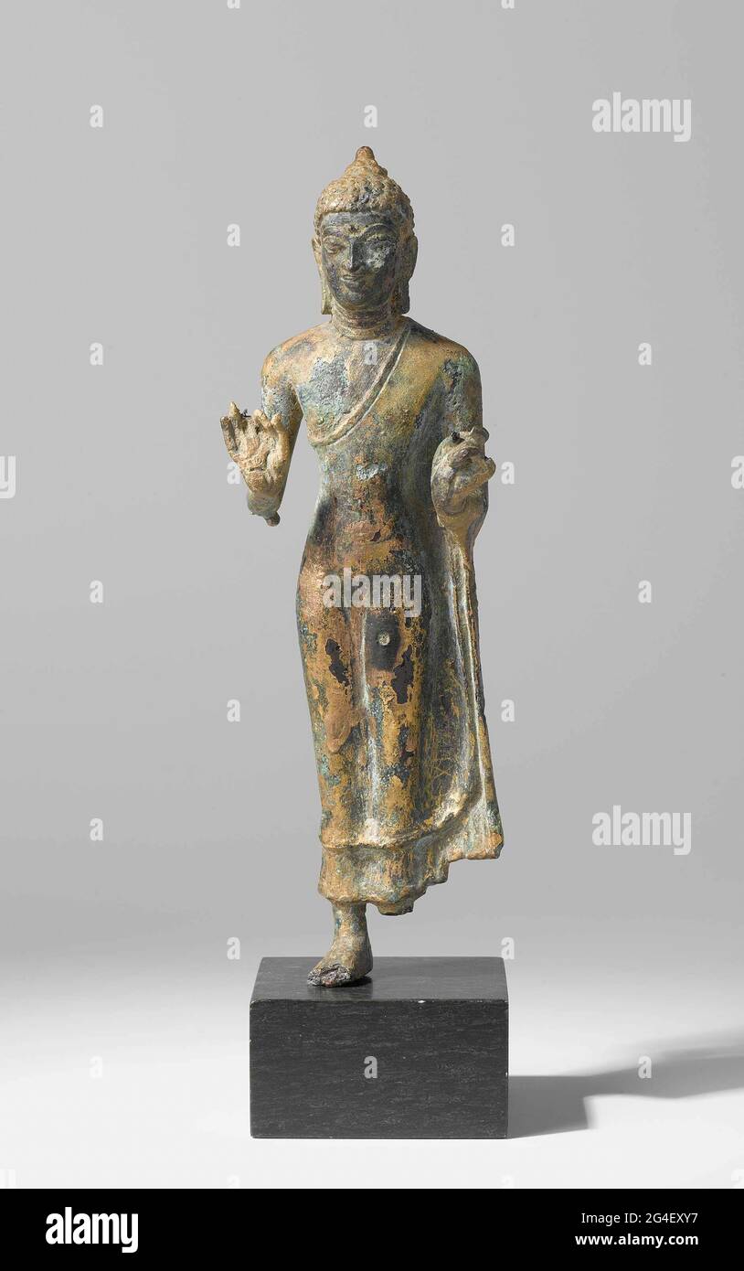 Dvaravati style hi-res stock photography and images - Alamy