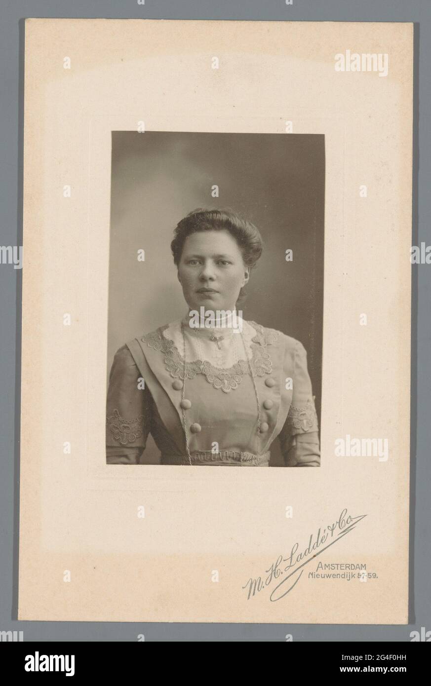 Portrait of an unknown woman Stock Photo - Alamy