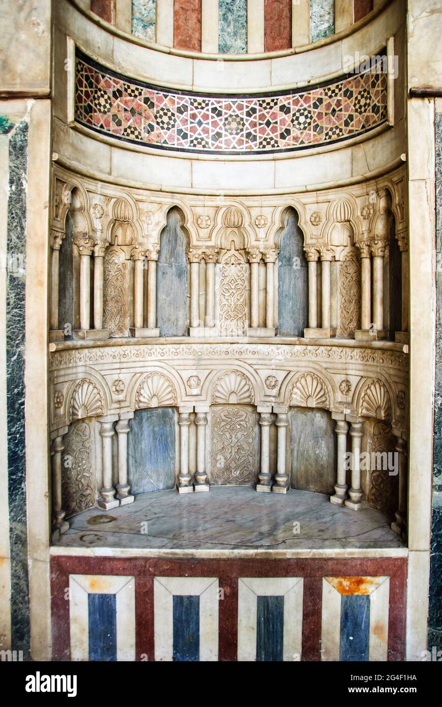 The Mihrab (prayer niche) in the Al-Nasir Muhammad Mosque - Cairo ...