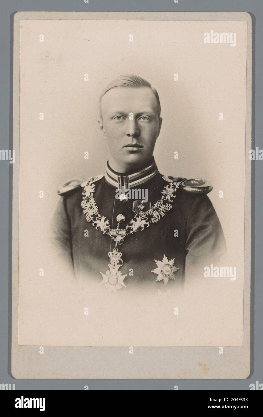 Portrait of Prince Hendrik. Bust Stock Photo - Alamy