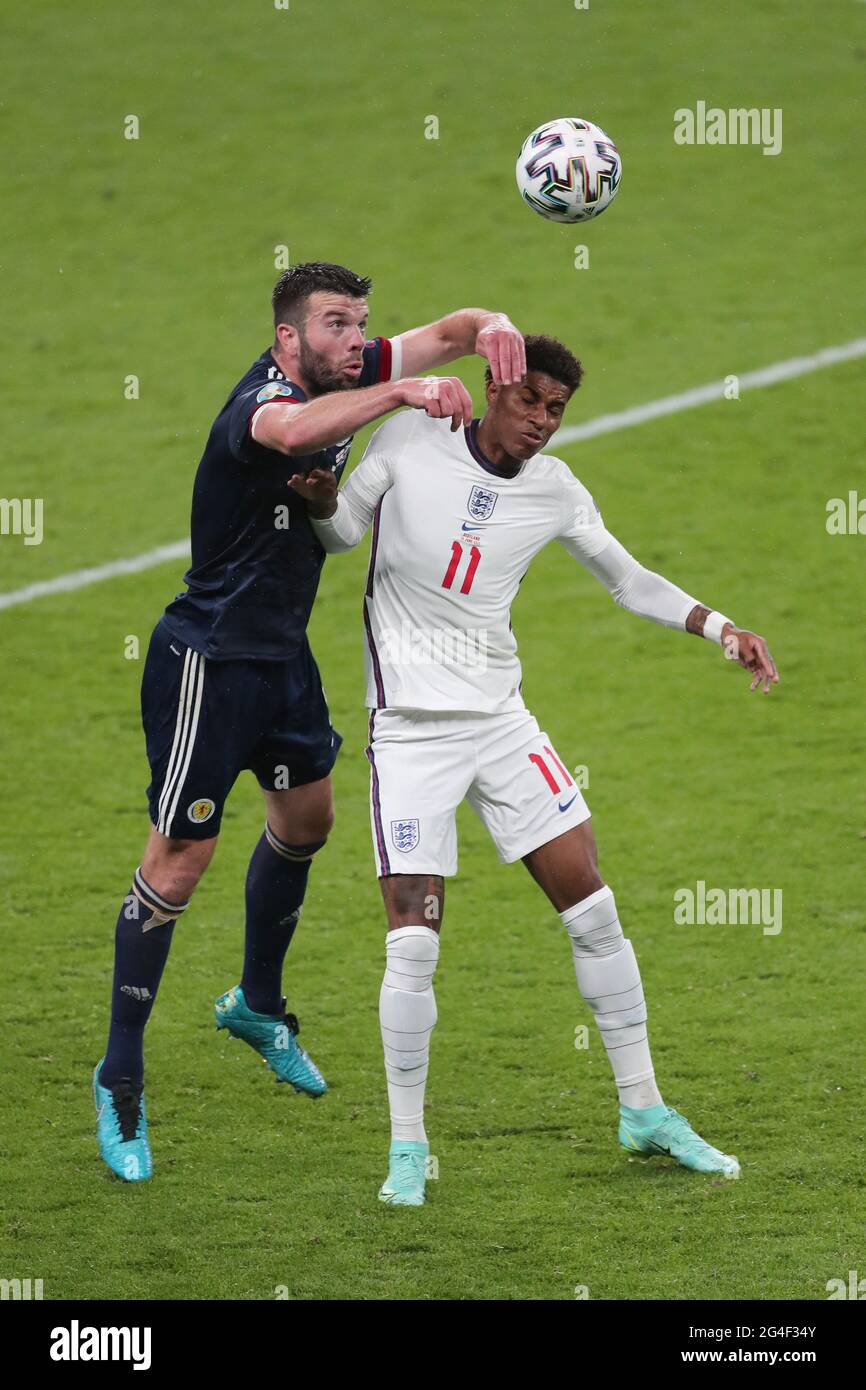 Heading the ball scotland hi-res stock photography and images - Alamy