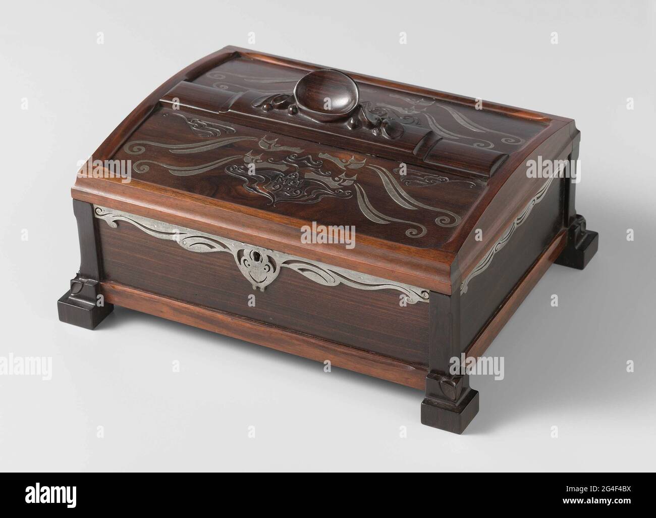Basic coffin hi-res stock photography and images - Alamy
