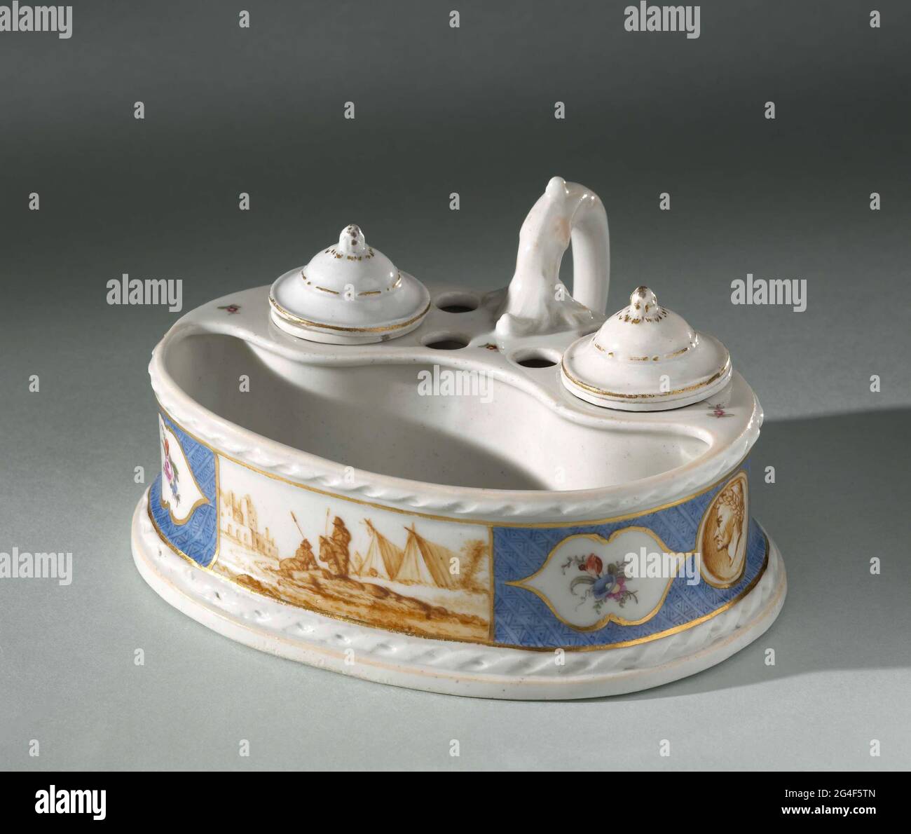 Rear lid grille hi-res stock photography and images - Alamy