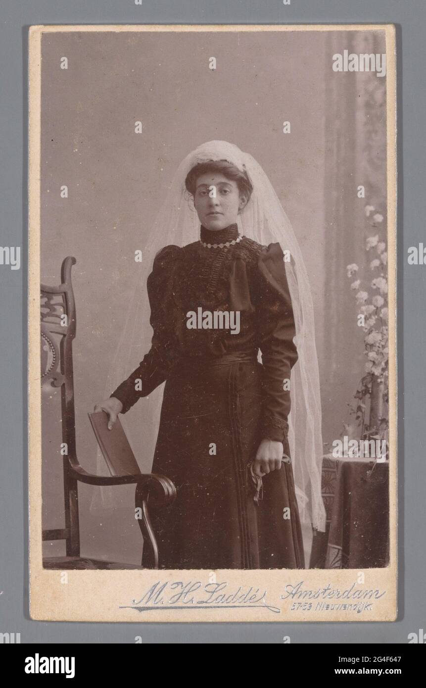 Portrait of an unknown woman who presumed communion Stock Photo - Alamy