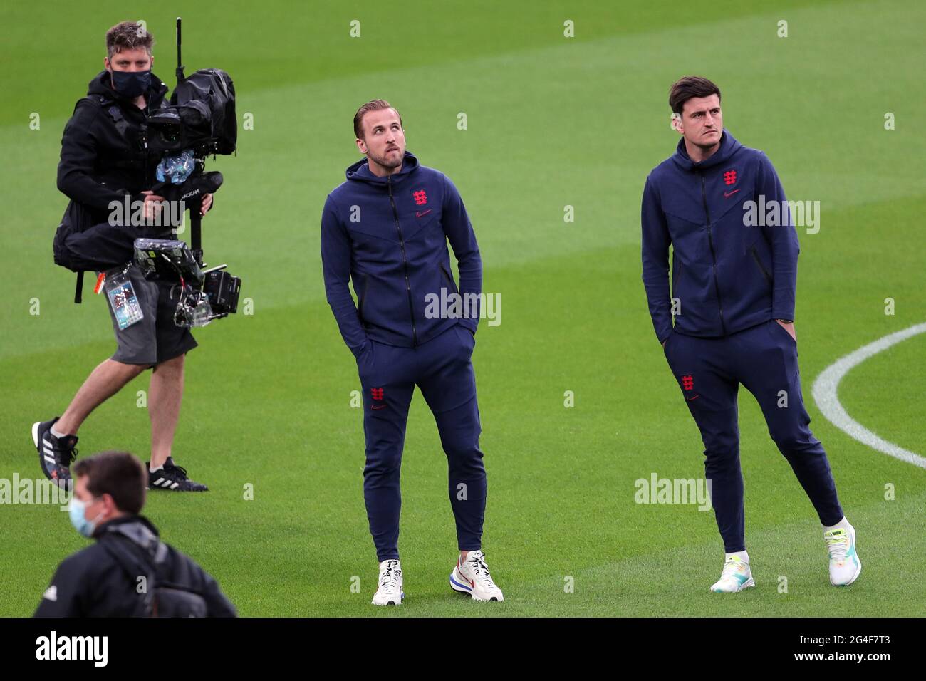 KANE,MAGUIRE, ENGLAND V SCOTLAND, 2021 Stock Photo - Alamy
