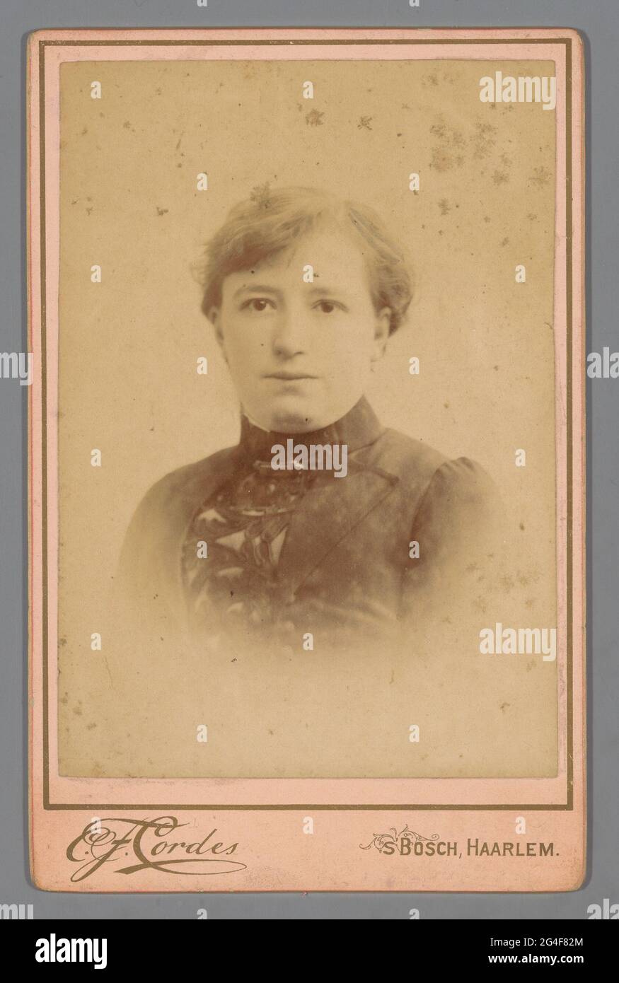 Portrait of an unknown woman Stock Photo - Alamy