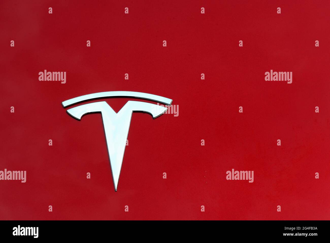 Logo of the car brand Tesla, Germany Stock Photo - Alamy