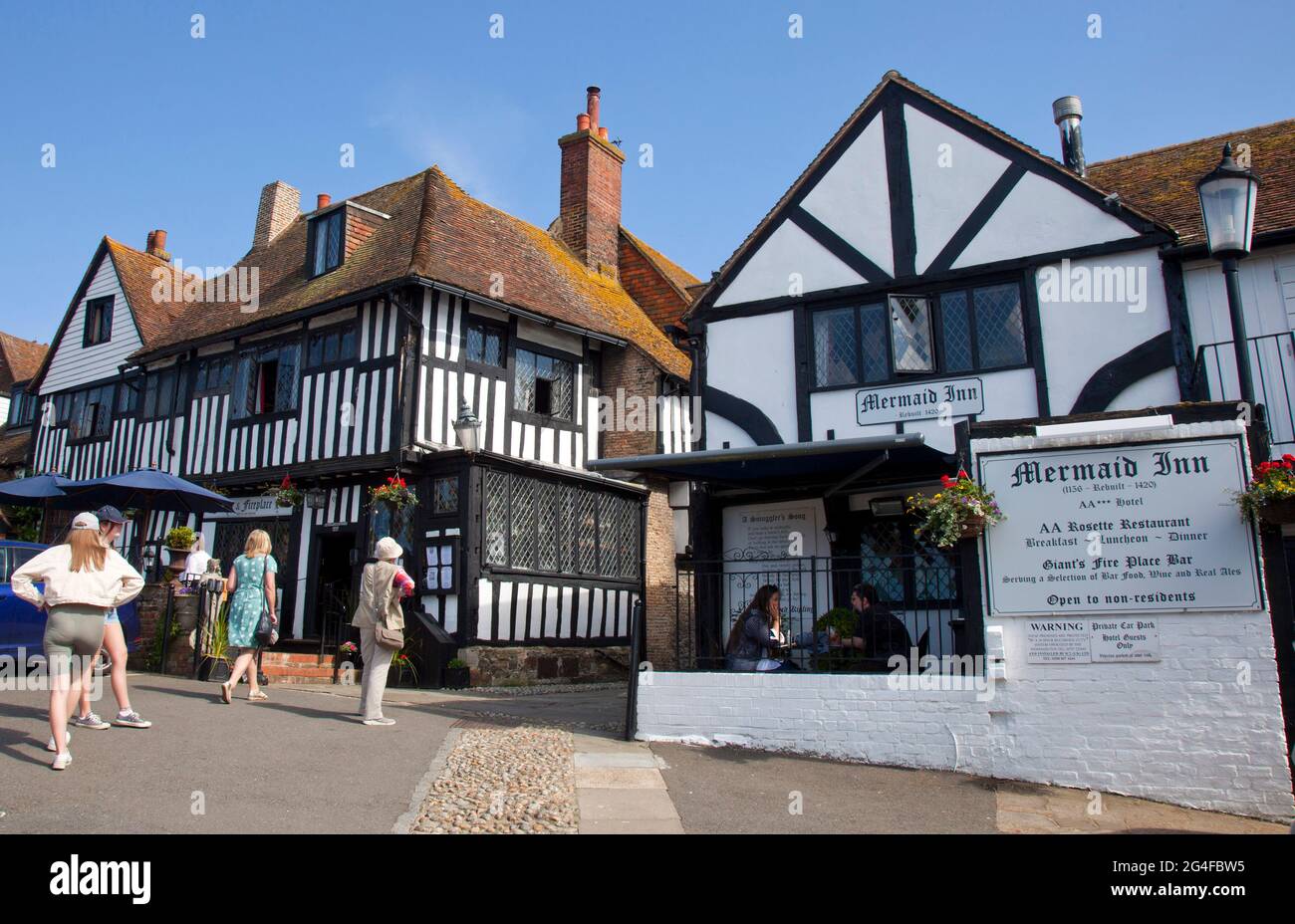 The Mermaid Inn at Rye in Kent, England. June 2021 Stock Photo - Alamy