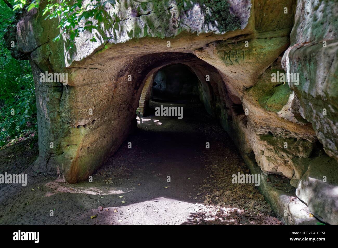Middle gallery hi-res stock photography and images - Alamy