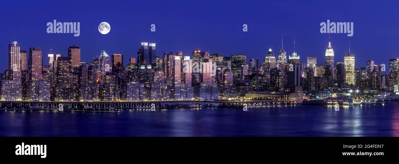 2006 HISTORICAL MIDTOWN SKYLINE HUDSON RIVER MANHATTAN NEW YORK CITY ...