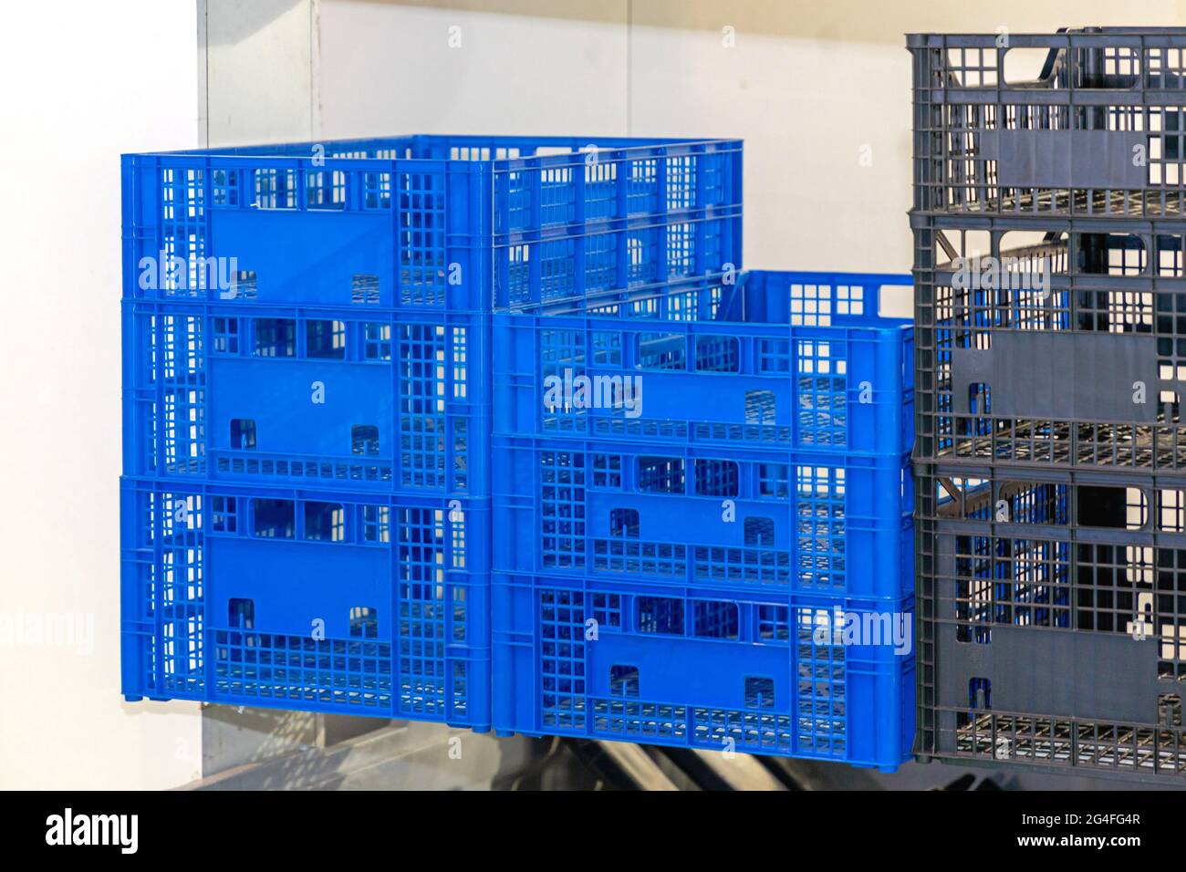 Blue Plastic Crates for Farm Agriculture Produce Use Stock Photo - Alamy
