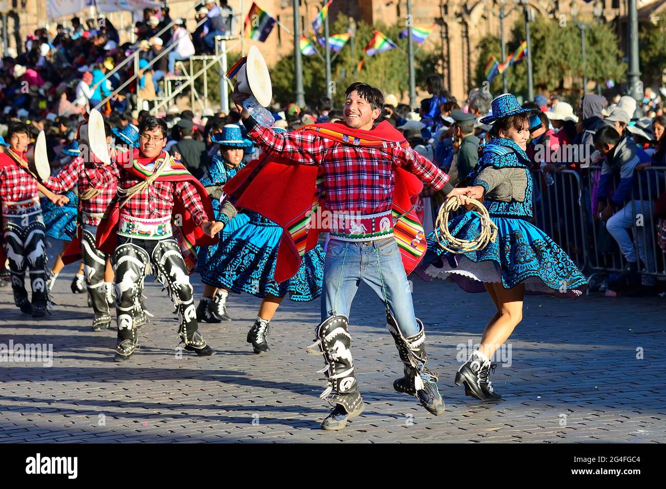 Parade on the eve of Inti Raymi, Festival of the Sun Stock Photo - Alamy