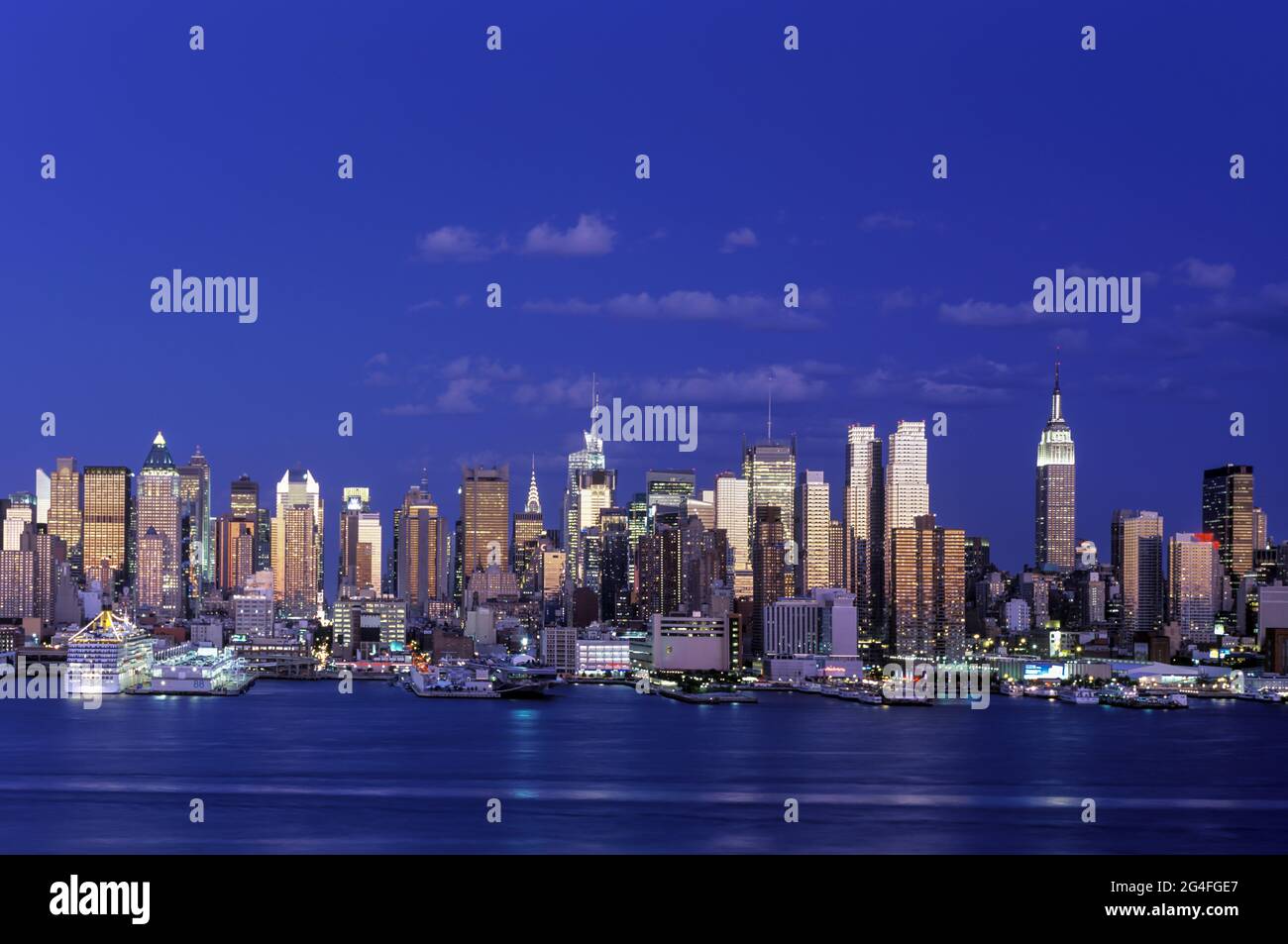 2006 HISTORICAL MIDTOWN SKYLINE HUDSON RIVER MANHATTAN NEW YORK CITY ...