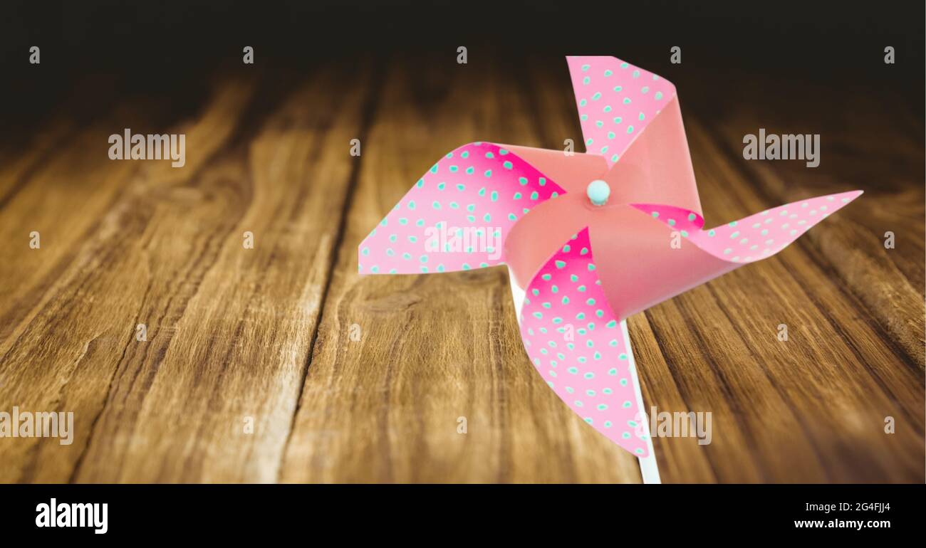 Pink windmill hi-res stock photography and images - Alamy