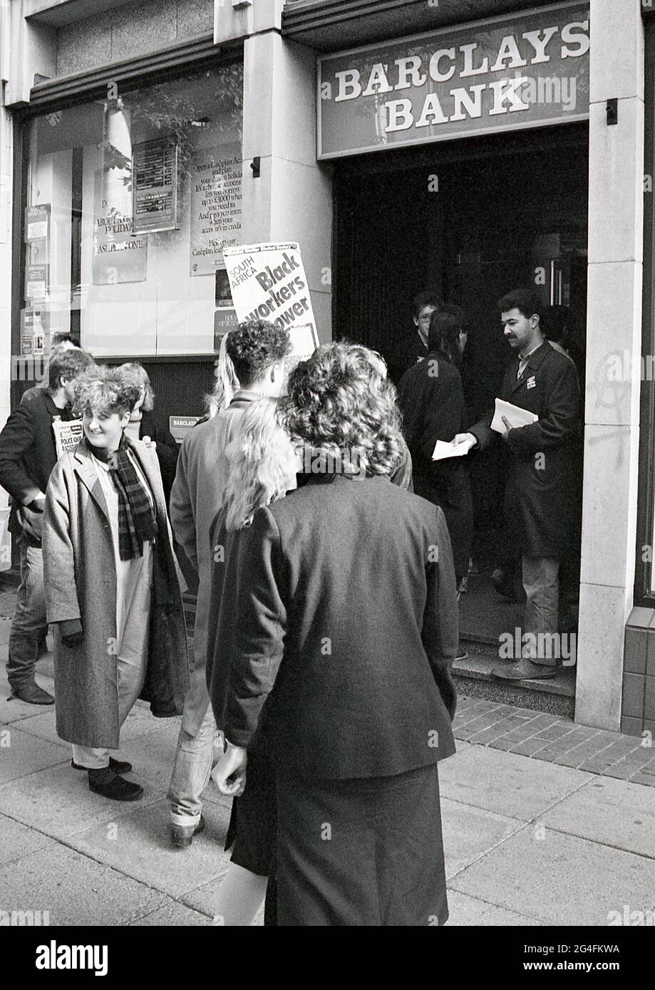 1980s uk student hi-res stock photography and images - Alamy
