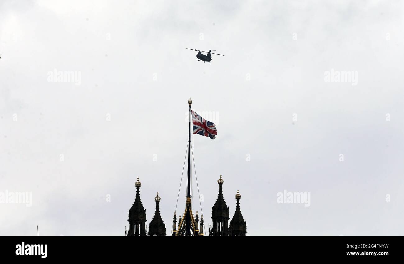 London, England, UK. 21st June, 2021. A ChinookÂ helicopter is seen ...