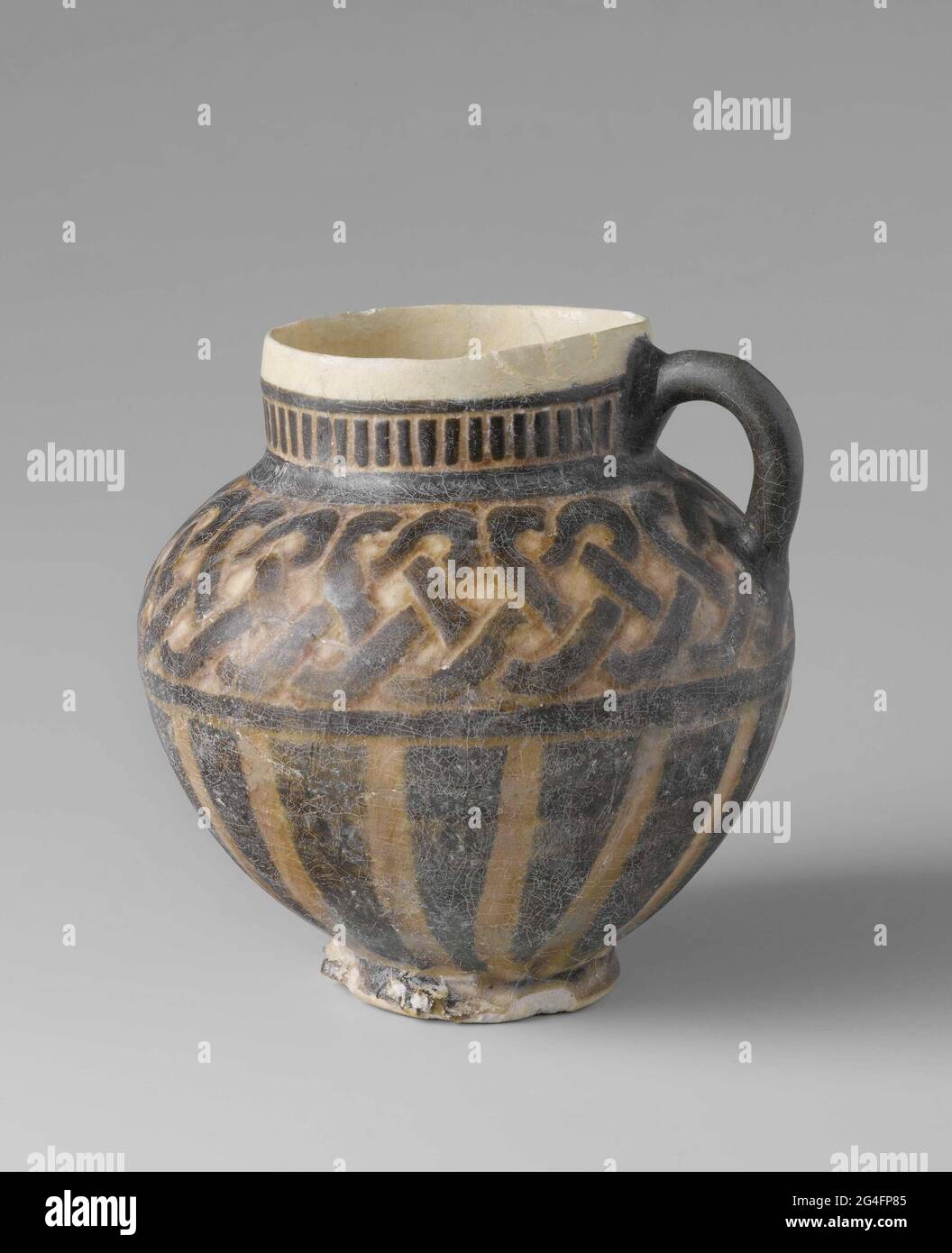 . Can be decided from Quartz Fritgoed with braid and stripes cut out of ...