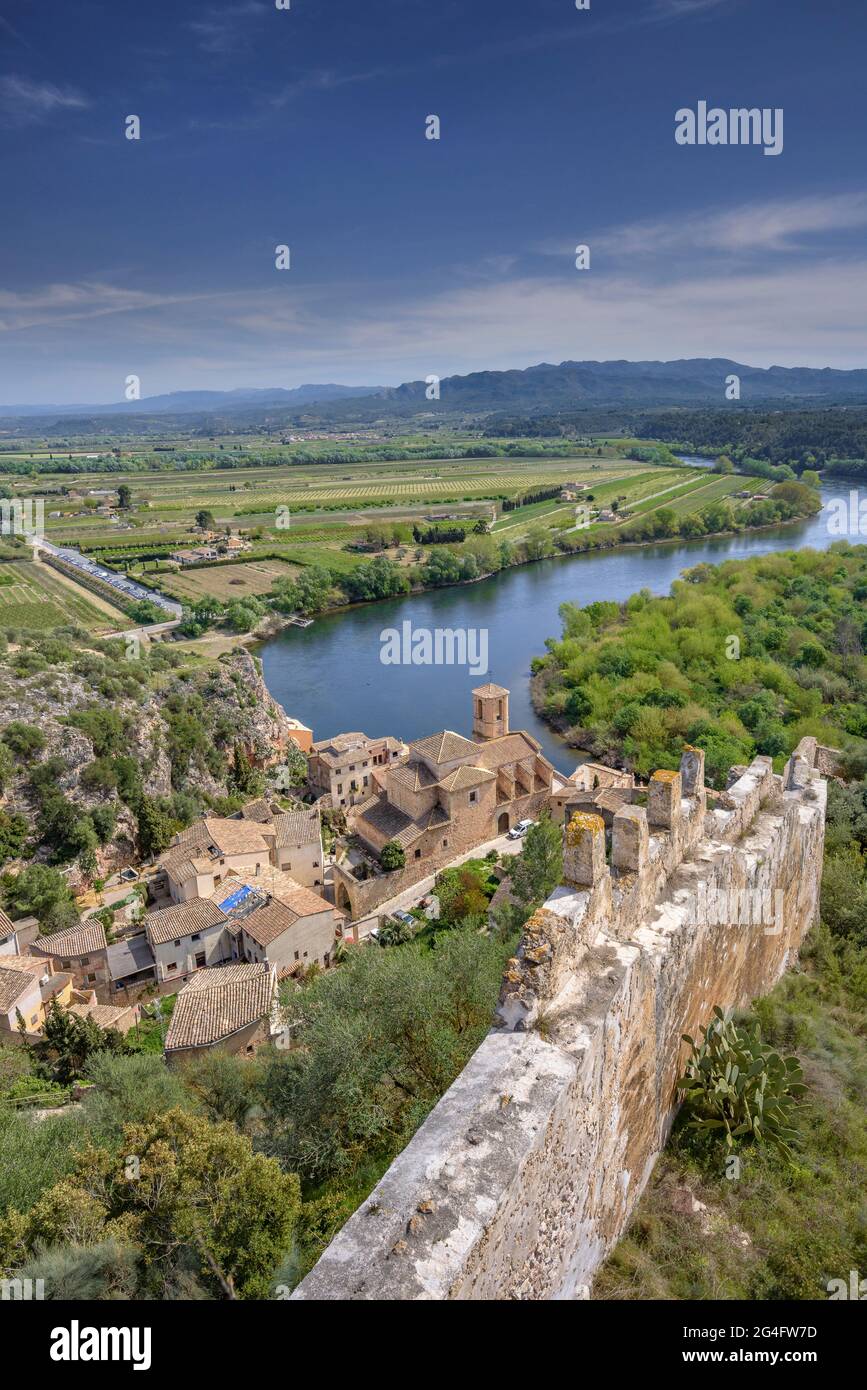 Chateau de miravet hi-res stock photography and images - Alamy