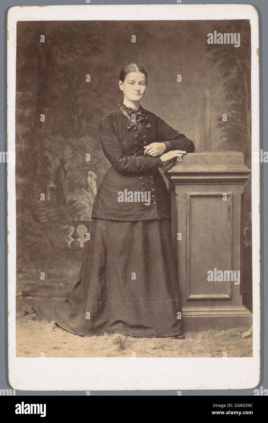 Studio portrait of an unknown woman Stock Photo - Alamy