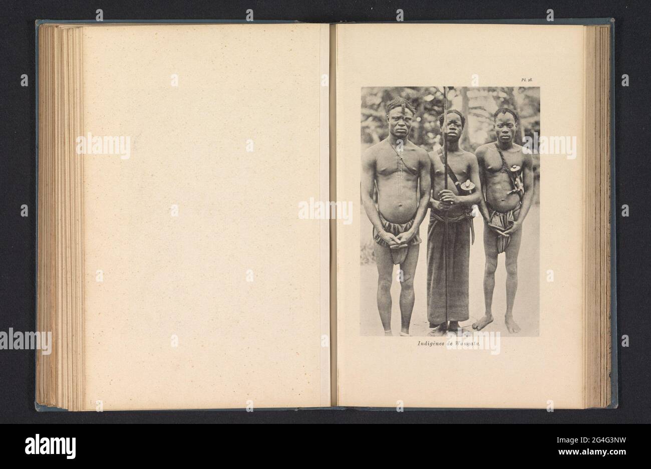Portrait of three men in Wangata; Indigènes de Wangata Stock Photo - Alamy