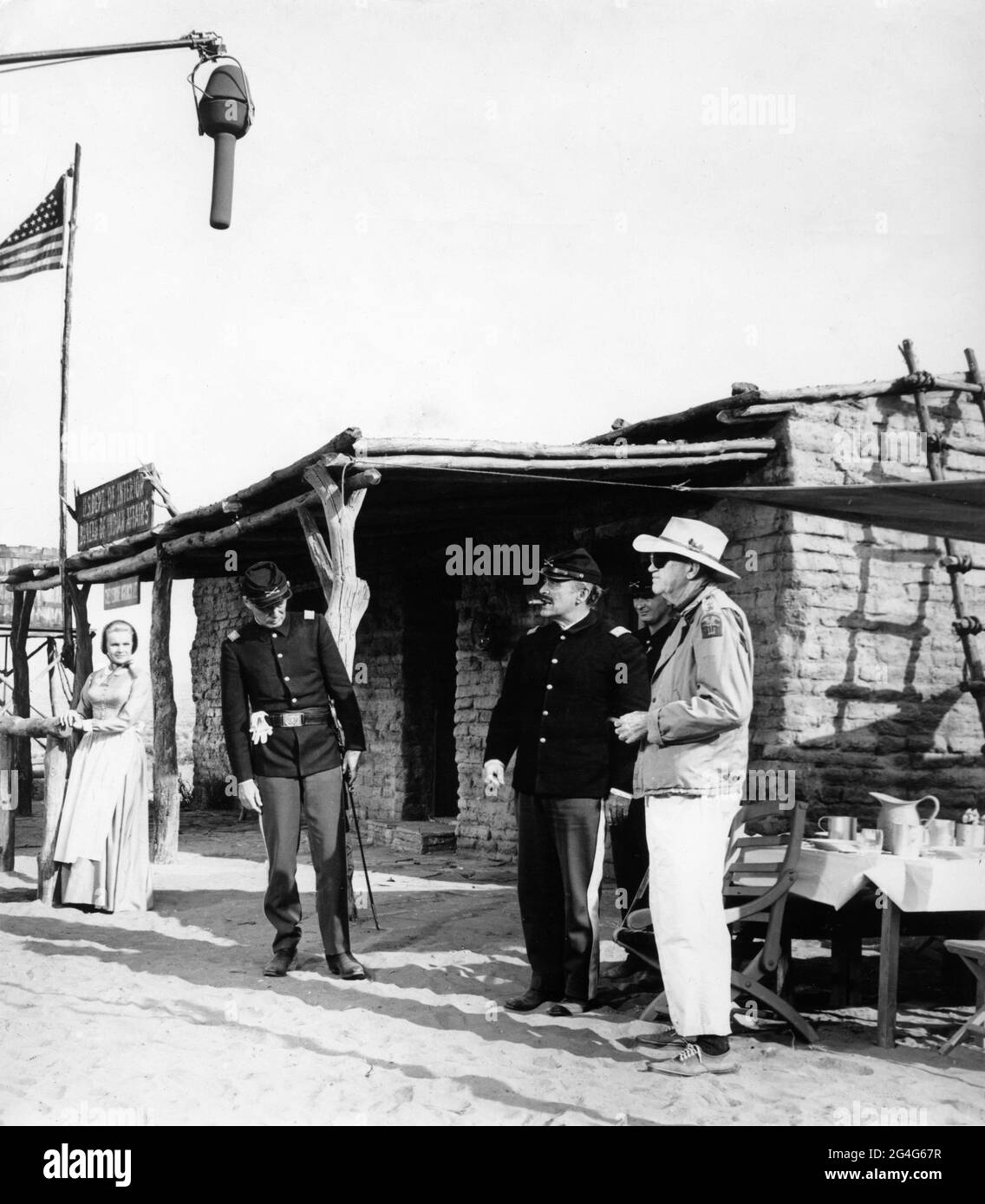 Richard widmark western hi-res stock photography and images - Alamy