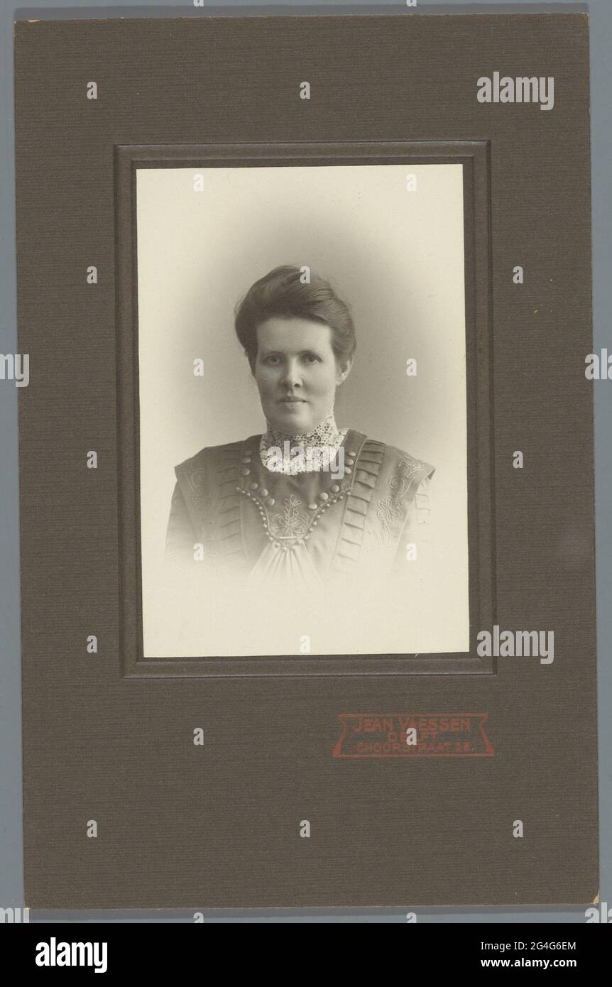 Portrait of an unknown woman Stock Photo - Alamy