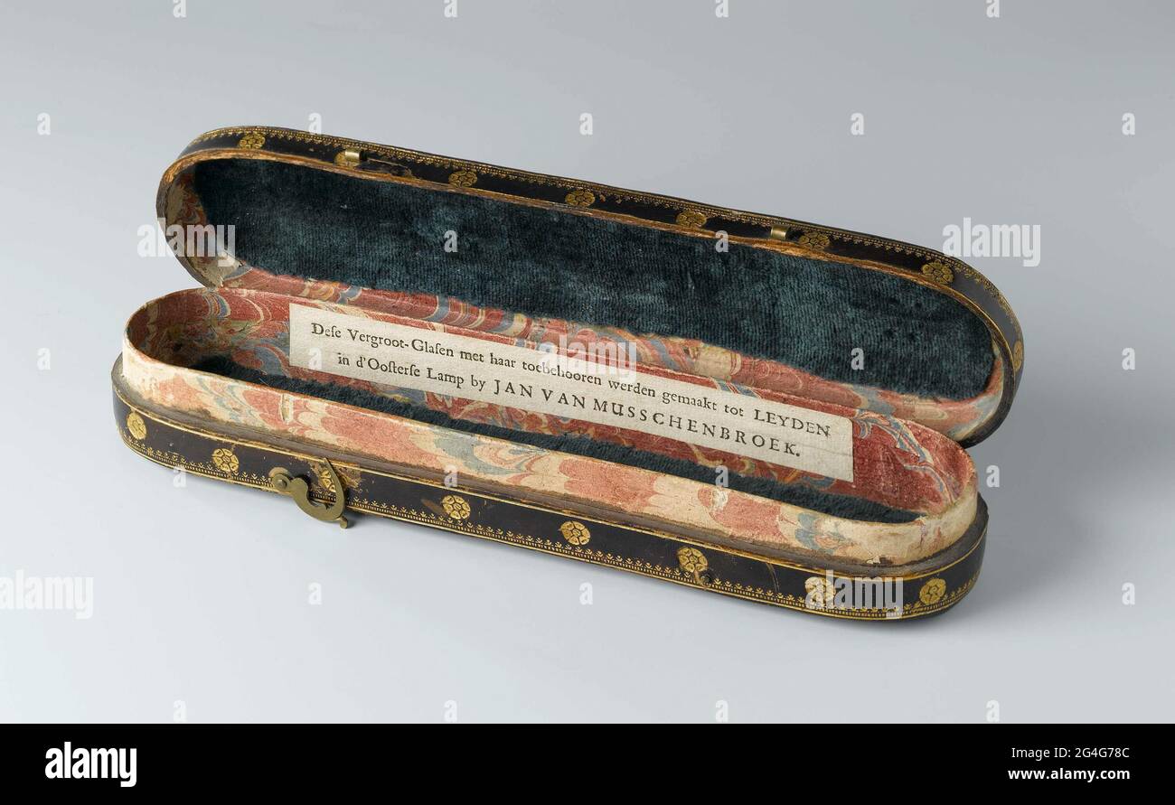 Rounded rectangular box hi-res stock photography and images - Alamy