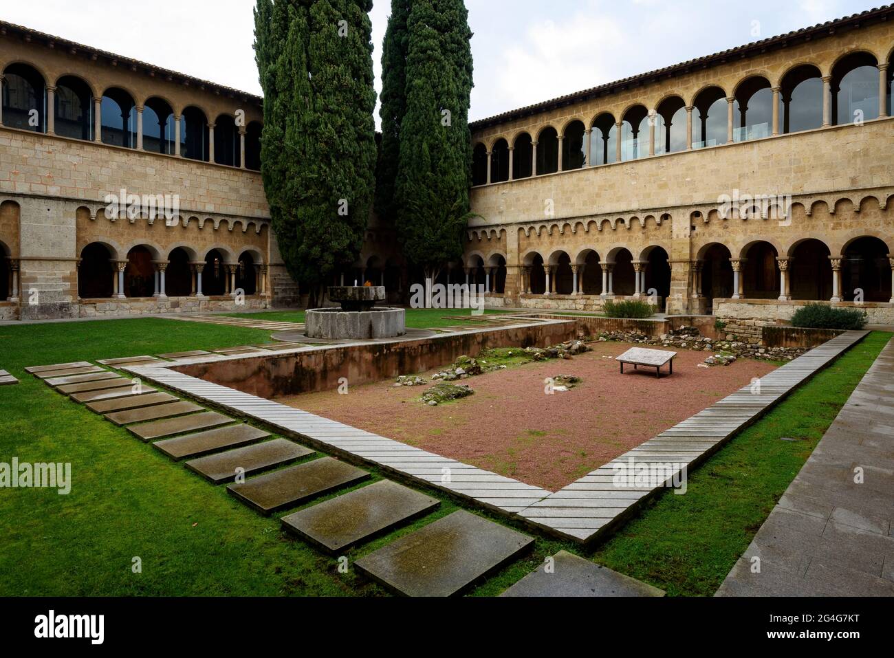 Monasterio de sant cugat hi-res stock photography and images - Alamy