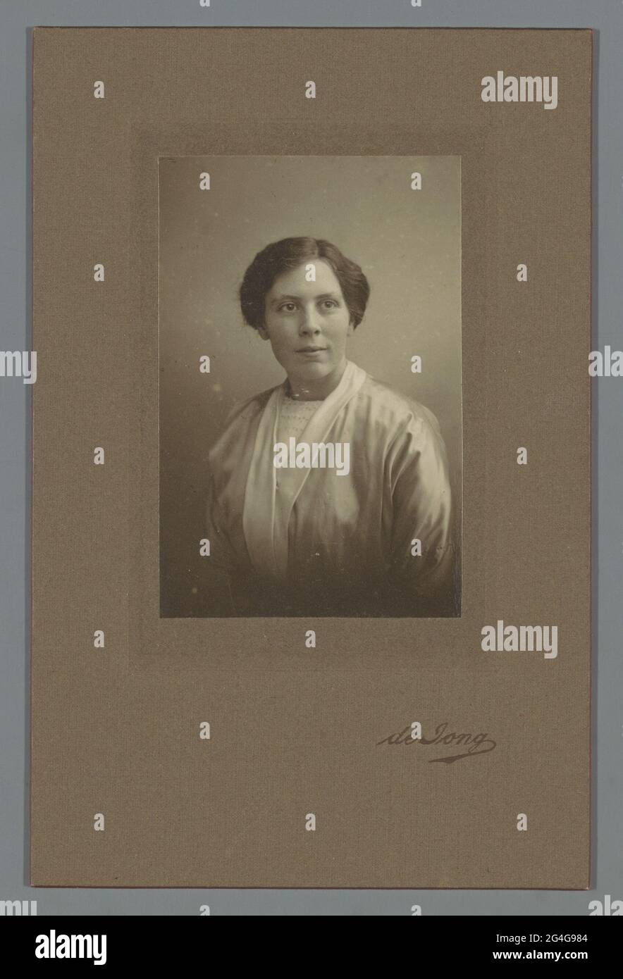 Portrait of an unknown woman Stock Photo - Alamy