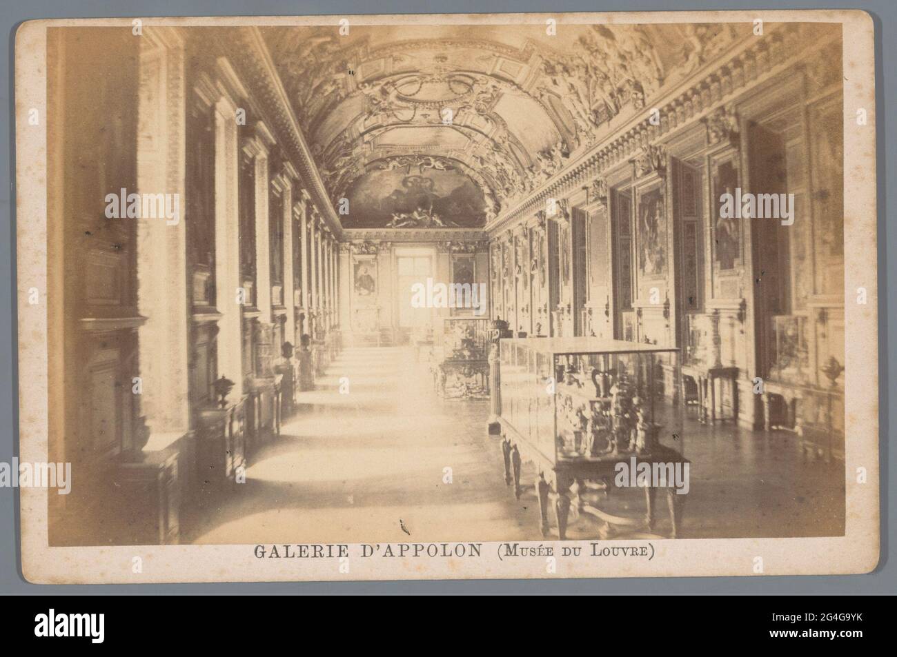 Apollo Gallery in Het Louvre was Parijs Museum; GALLERY OF APOLON ...