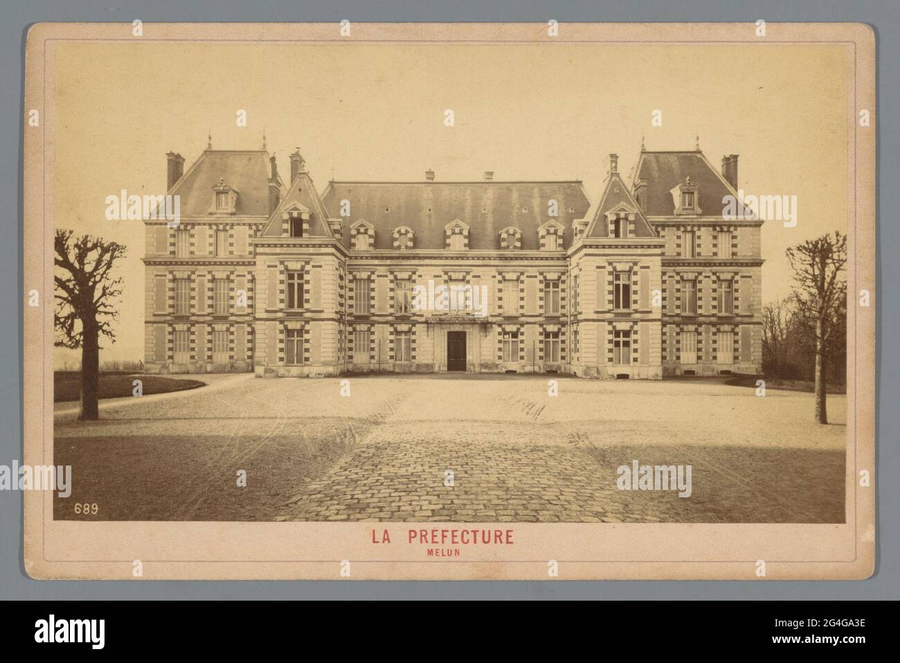 View of La Préfecture in Melun; La Préfecture Stock Photo - Alamy