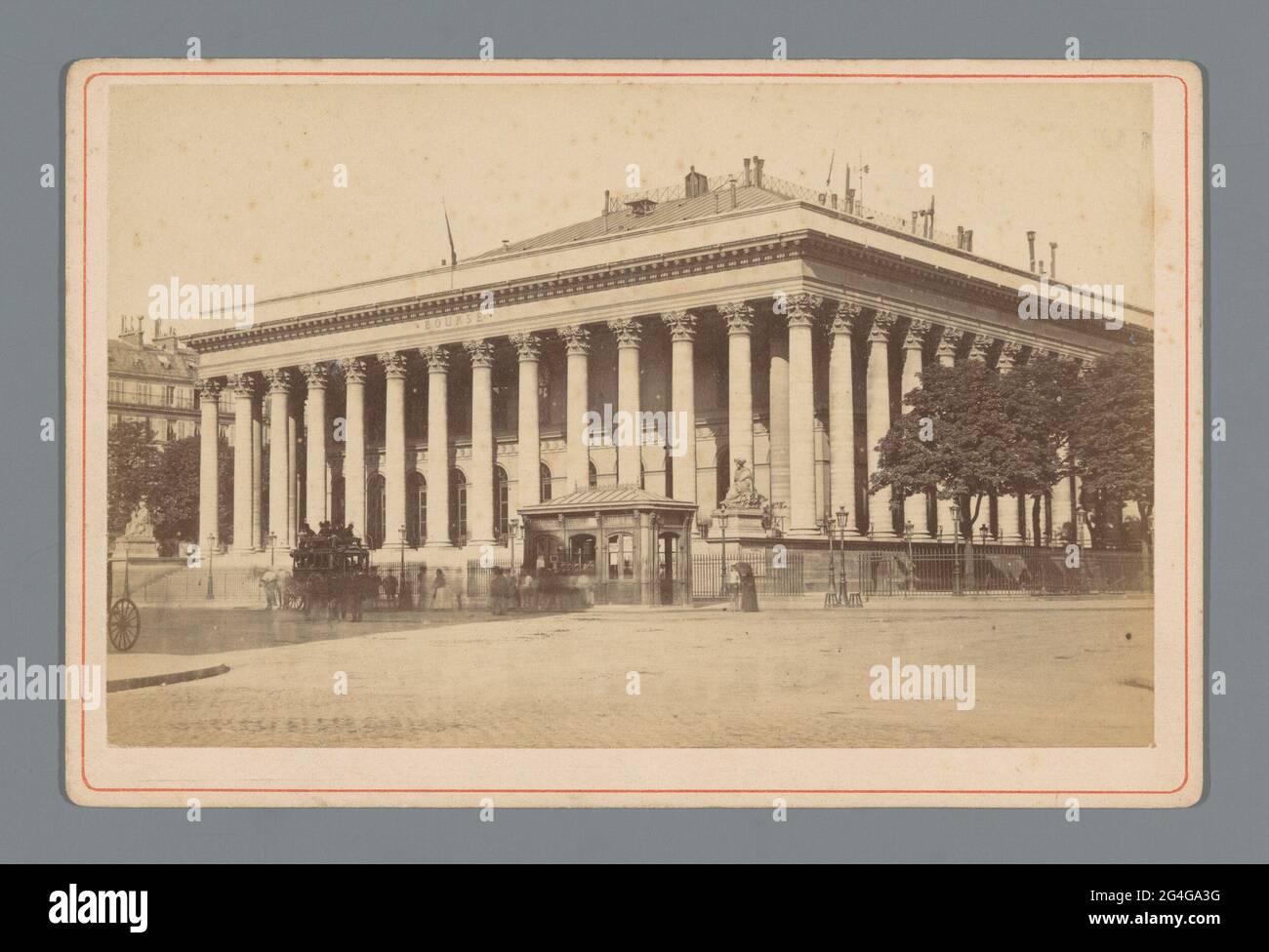 View of the exhibition building in Paris Stock Photo - Alamy
