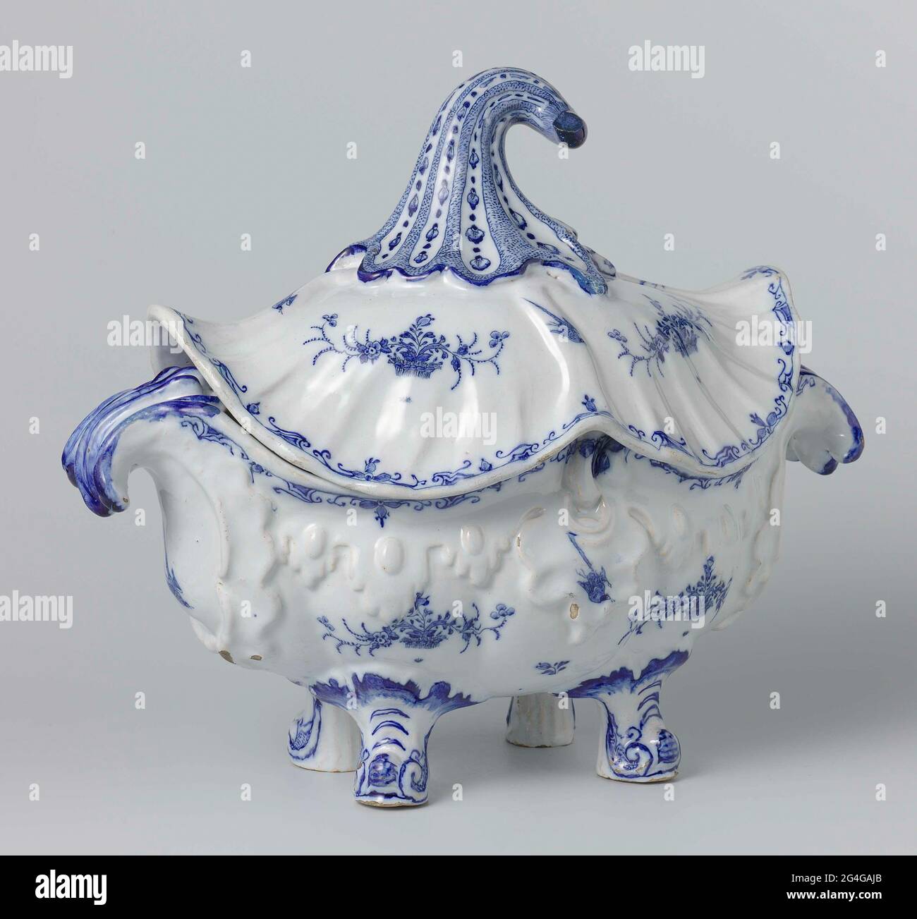 Delftware luxury hi-res stock photography and images - Alamy