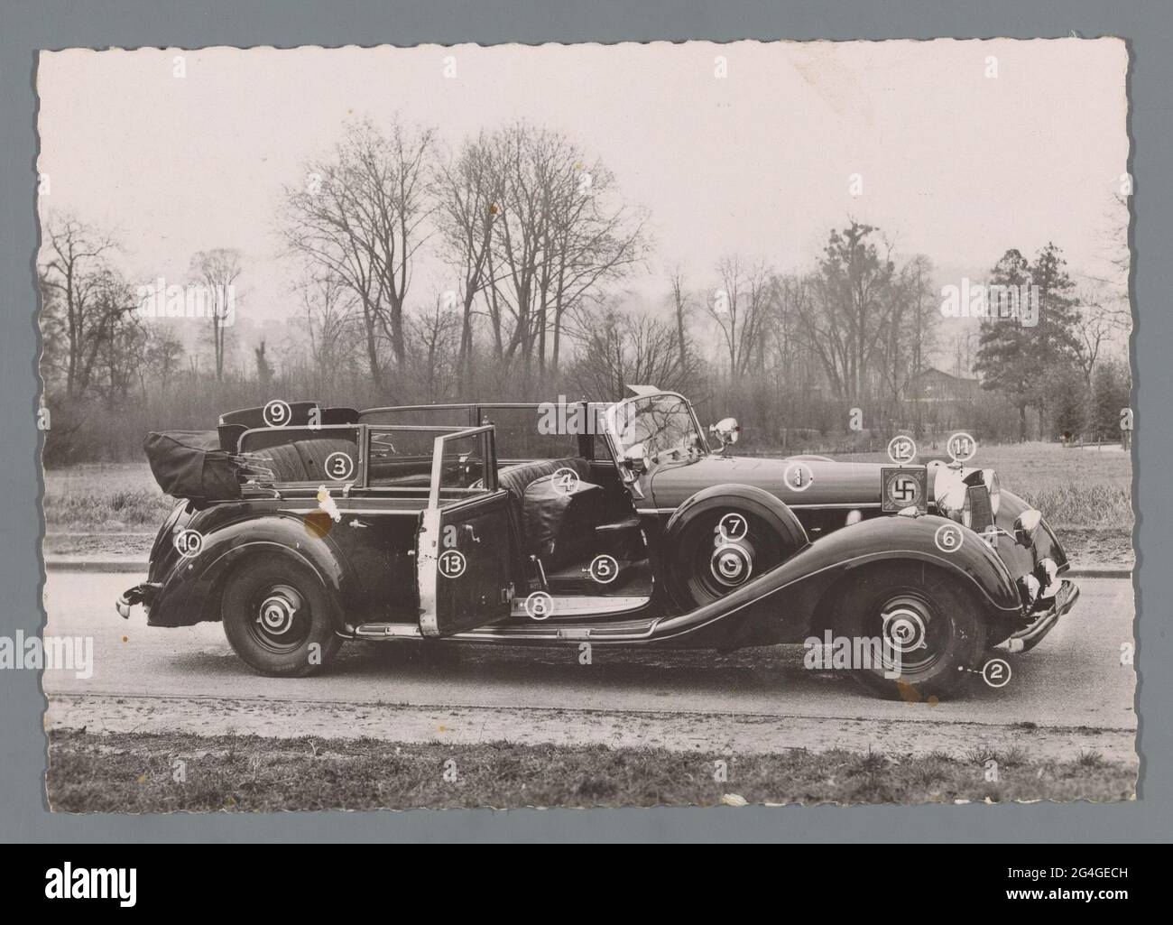 1930s adolf hitler military parade hi-res stock photography and images ...