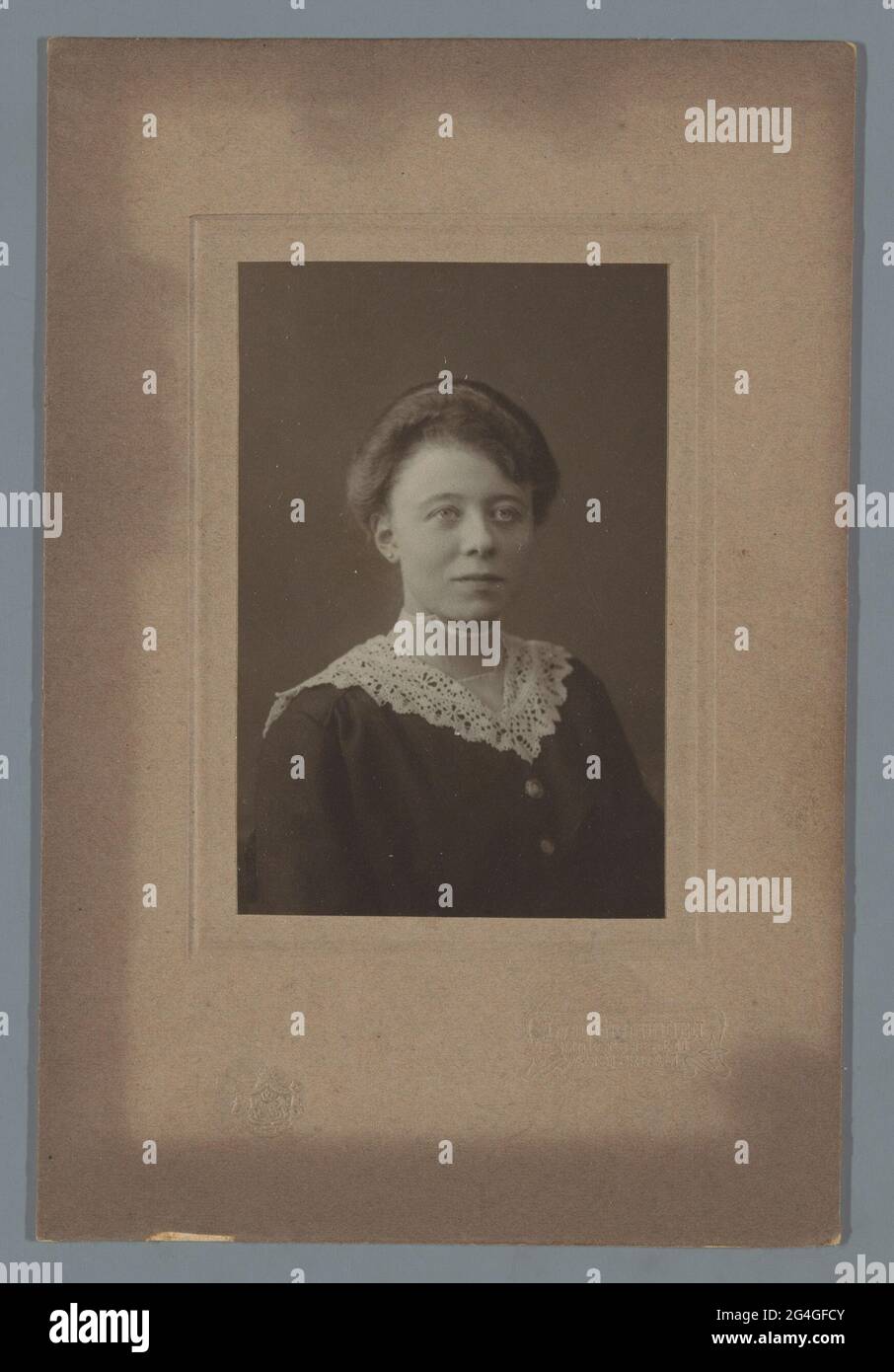 Portrait of an unknown woman Stock Photo - Alamy