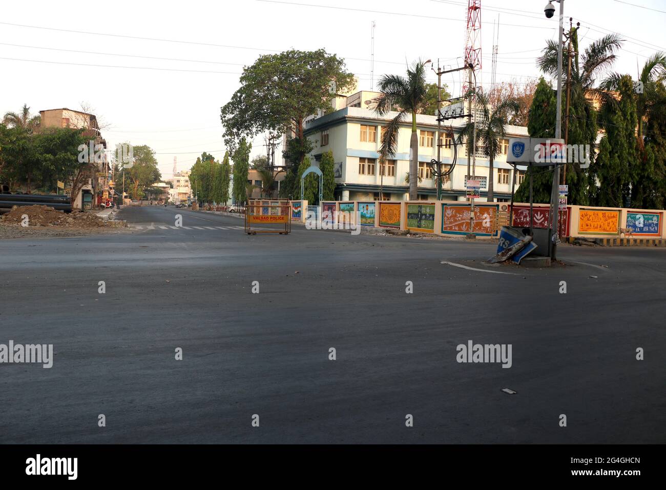 VALSAD, INDIA - Apr 03, 2020: lock down in India during covid -19 ...