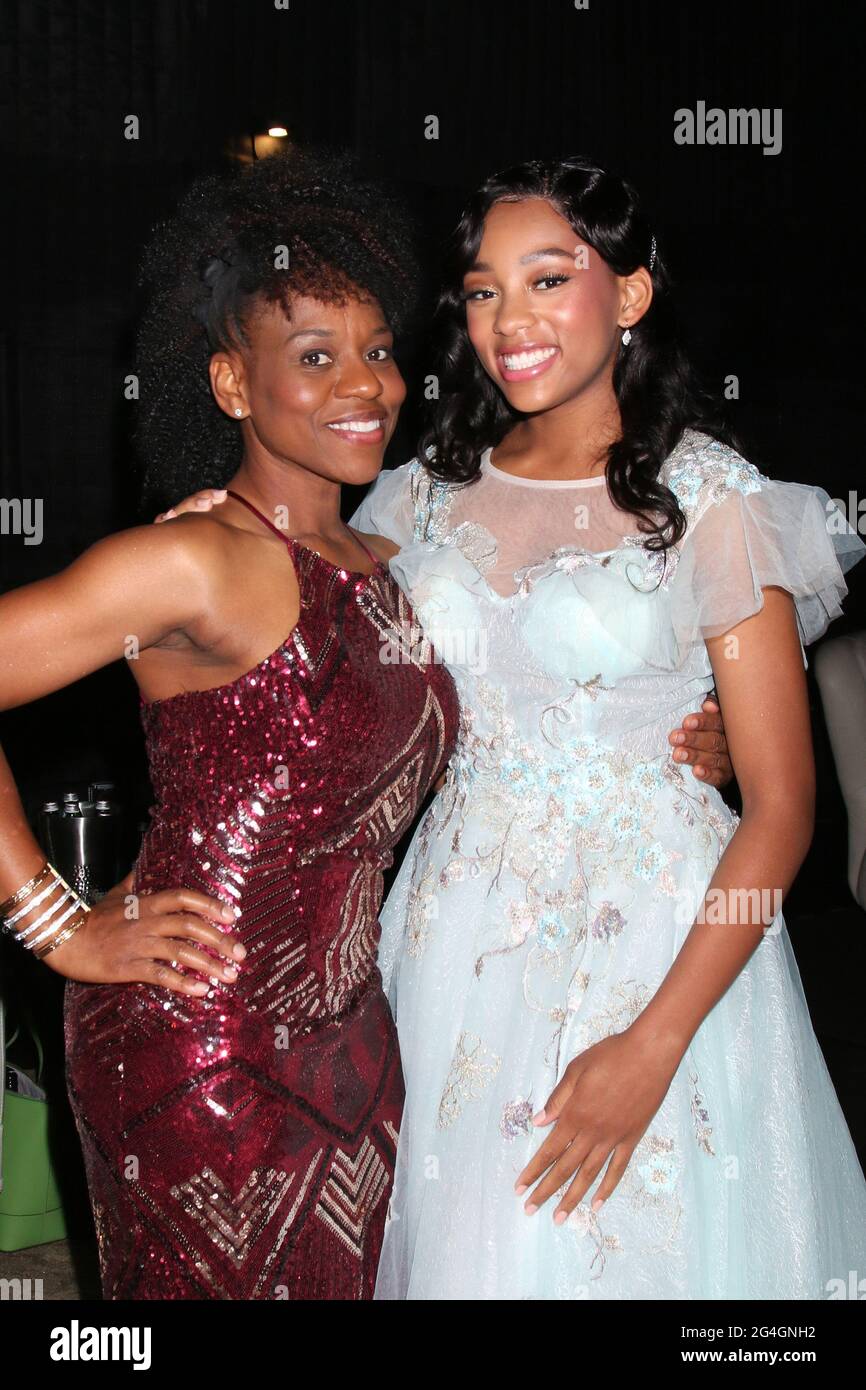 June 13, 2021, Burbank, CA, USA: LOS ANGELES - JUN 13: Sonya Shepherd ...