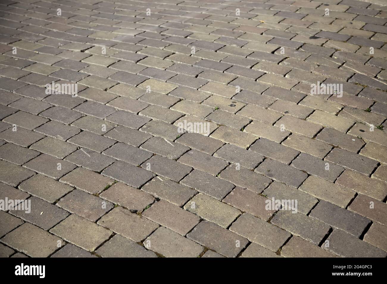 Tiled floor pedestrian walkway hi-res stock photography and images - Alamy