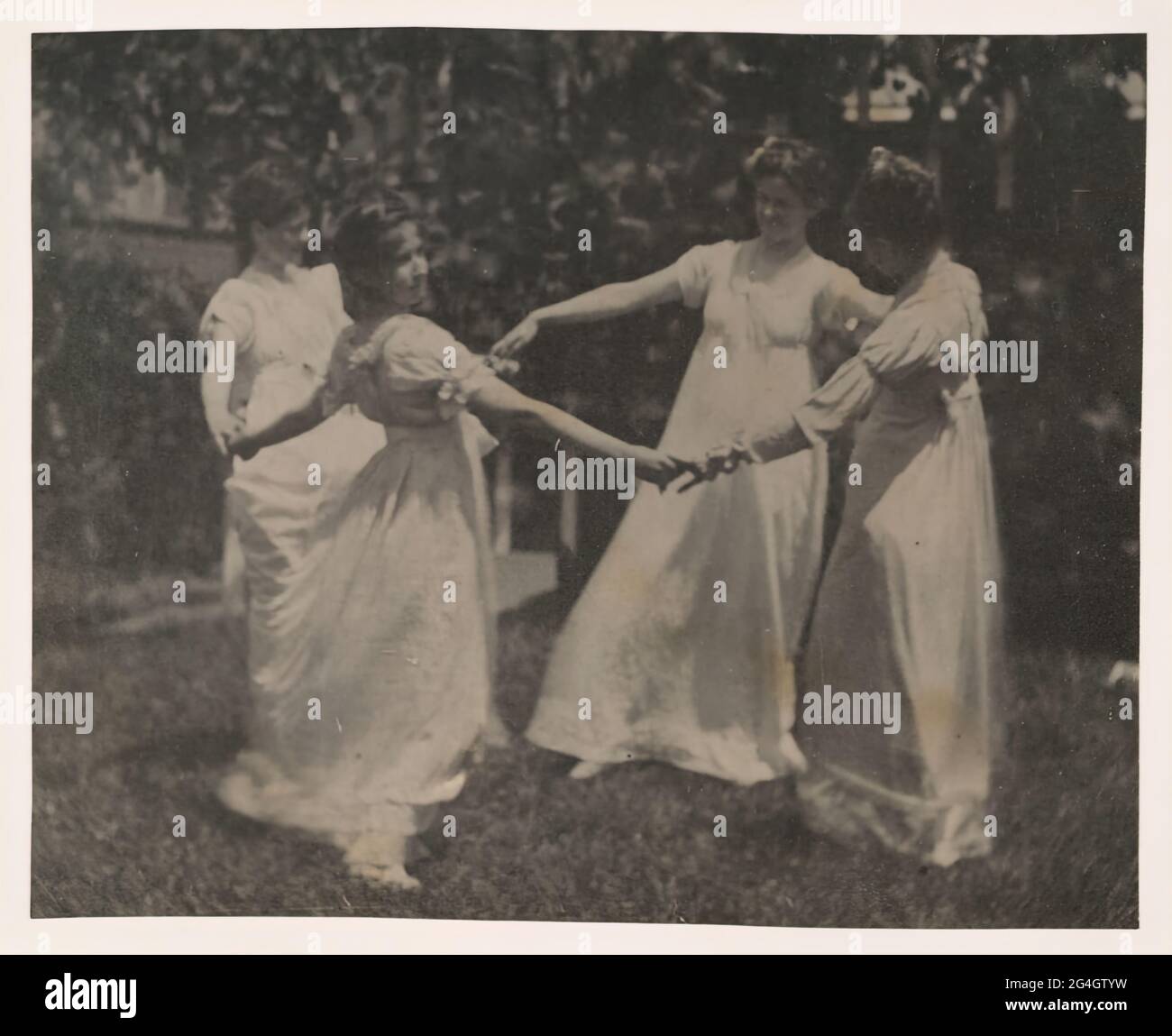 Susan Hannah Macdowell, Unidentified Girl, Elizabeth Macdowell, and ...