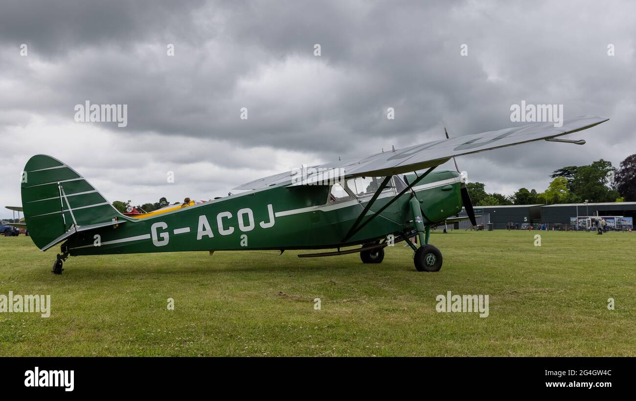 De havilland leopard moth hi-res stock photography and images - Alamy