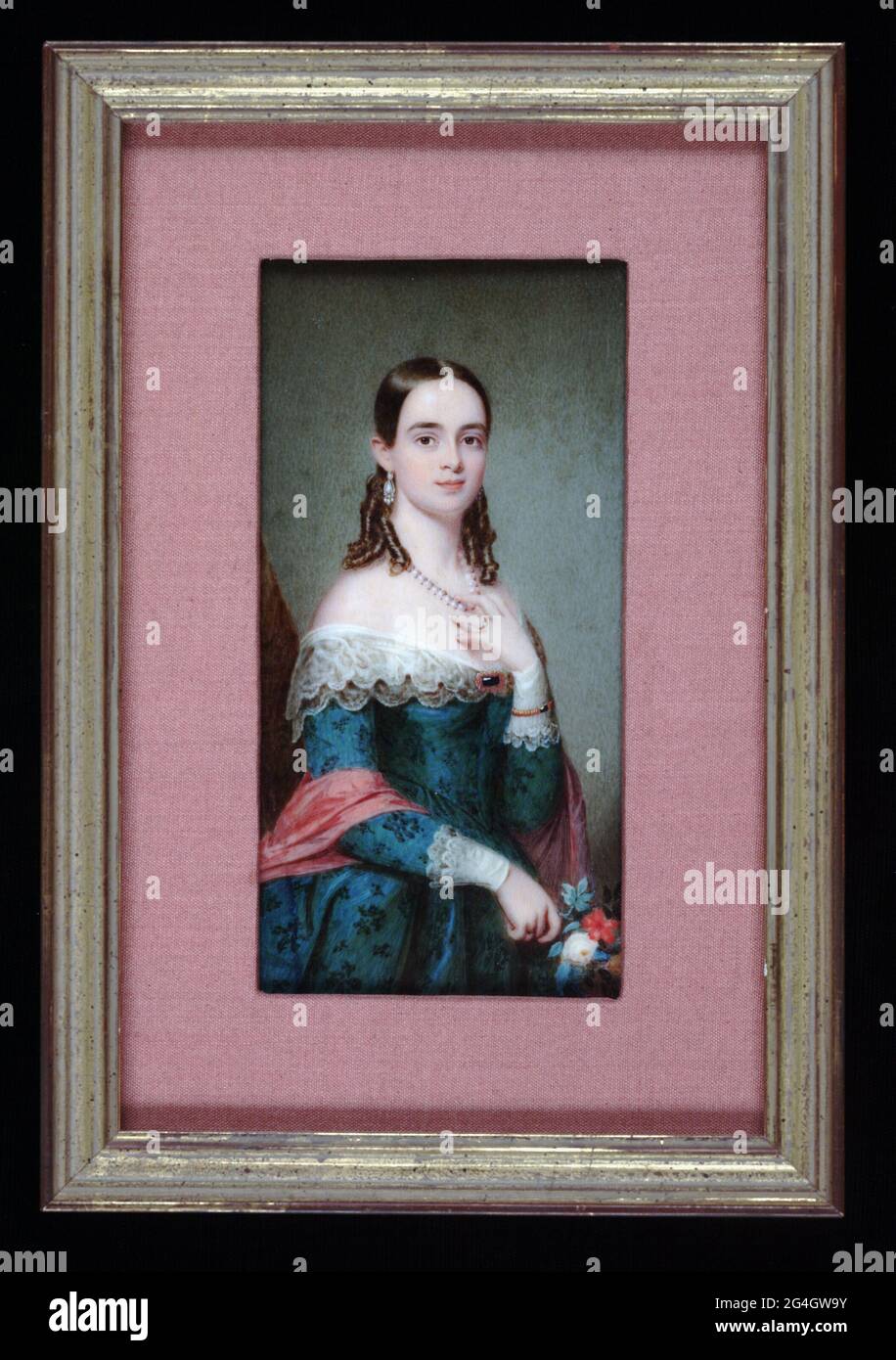 Miniature portrait woman 1850 hi-res stock photography and images - Alamy