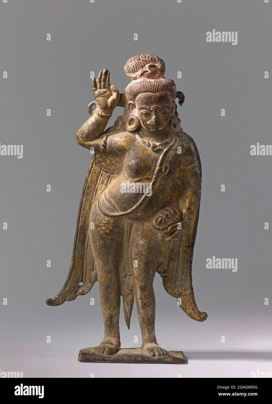 Garuda mudra hi-res stock photography and images - Alamy