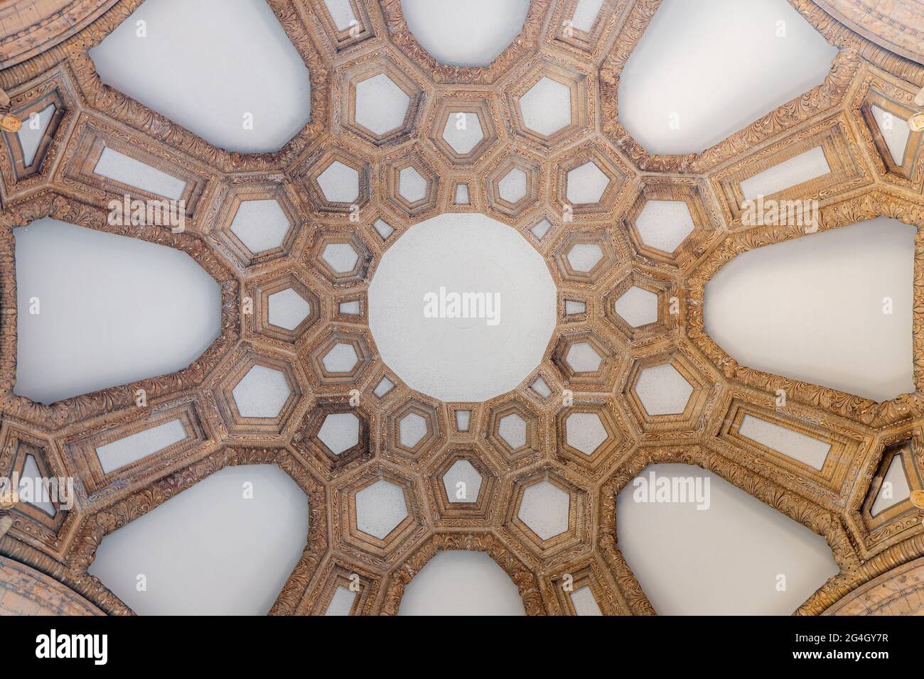 Low angle shot of ceiling architecture Stock Photo - Alamy