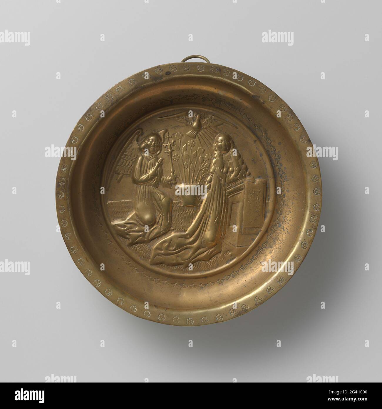 Haloed dove hi-res stock photography and images - Alamy