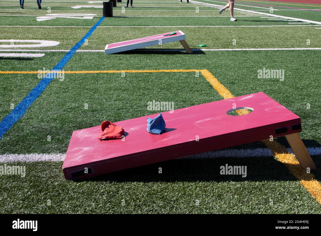 Kids bean bag toss hi-res stock photography and images - Alamy