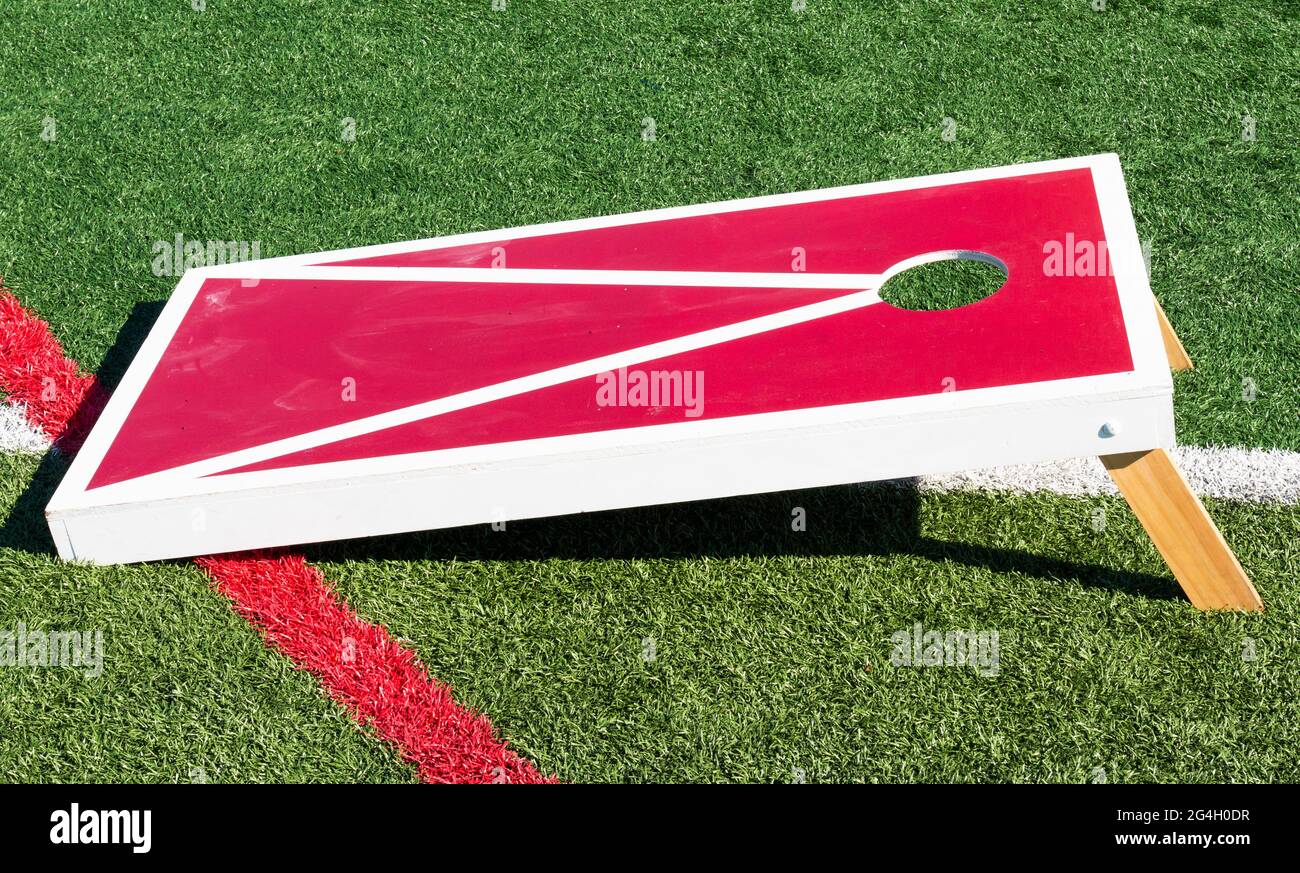 Cornhole game hi-res stock photography and images - Alamy