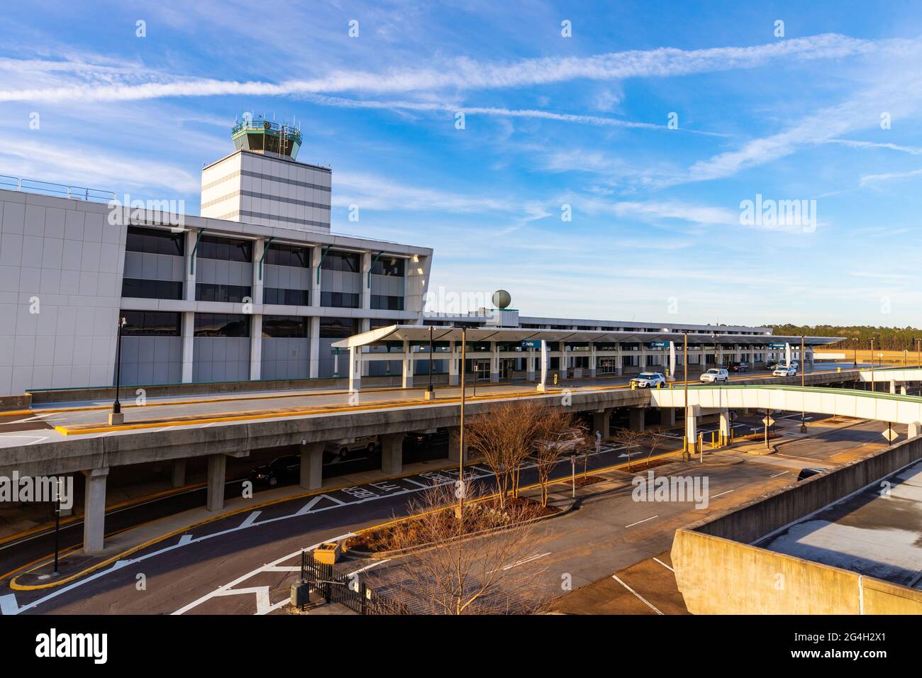 Airport planes united states 2021 hi-res stock photography and images ...