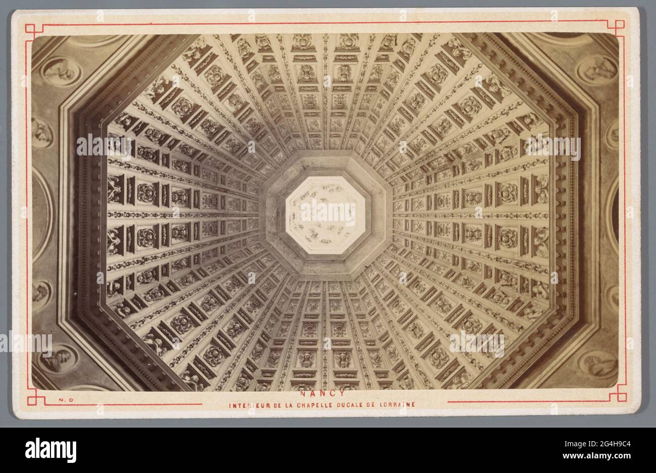 Octagonal vault hi-res stock photography and images - Alamy