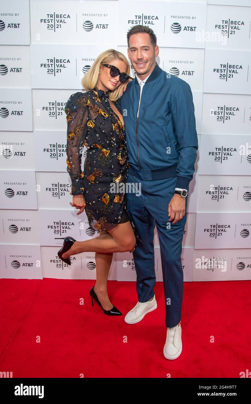 Paris Hilton and Carter Reum attend the "This Is Paris" premiere during ...